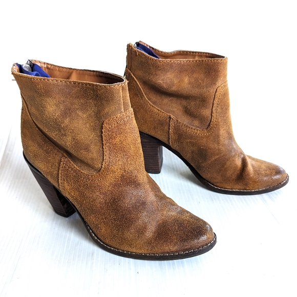 DV by Dolce Vita | Shoes | Dv Dolce Vita Brown Suede Leather Ankle ...